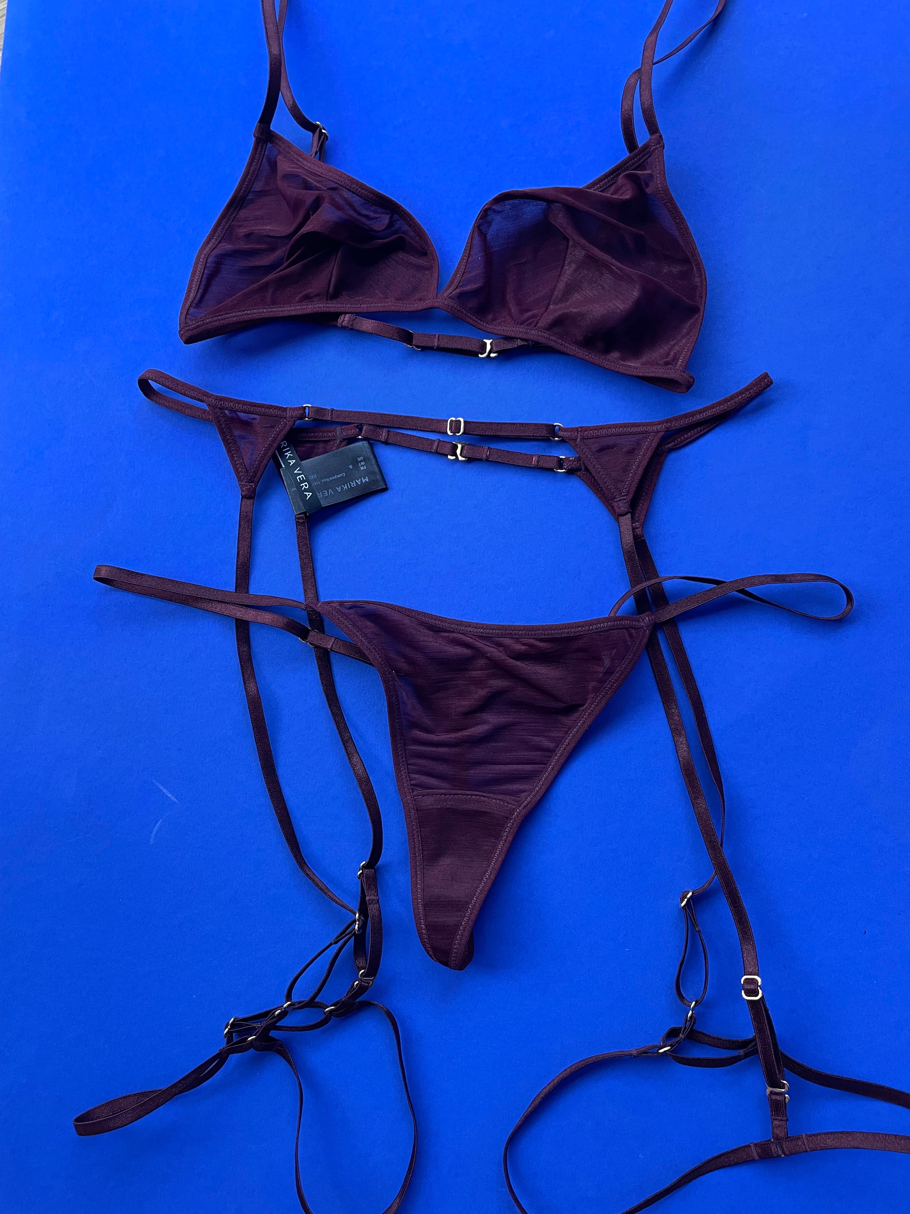 Marika Vera: Moore Garter Belt - Burgundy – Azaleas